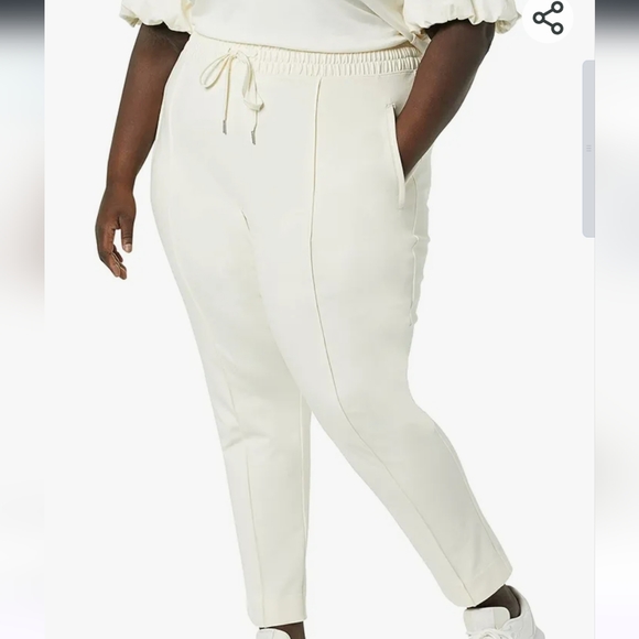 Amazon Essentials | Pants & Jumpsuits | Womens Plus 6x Pull On Tapered ...